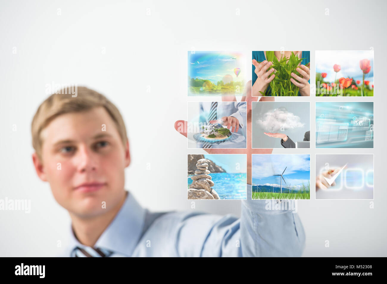 Viewing touch screen hi-res stock photography and images - Alamy