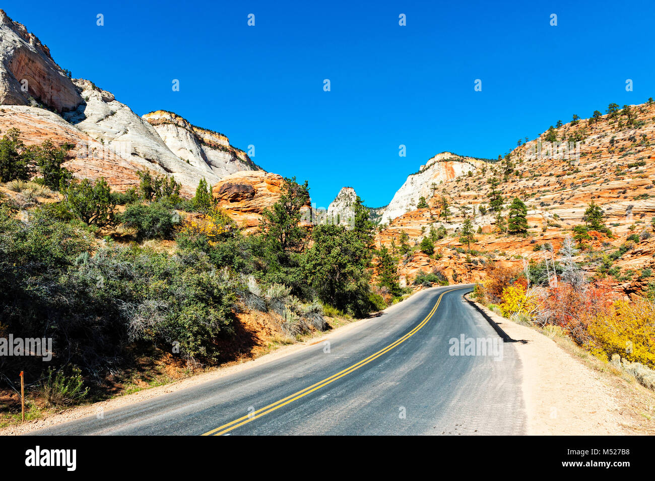 Scenic drive through natural landscapes hi-res stock photography and ...
