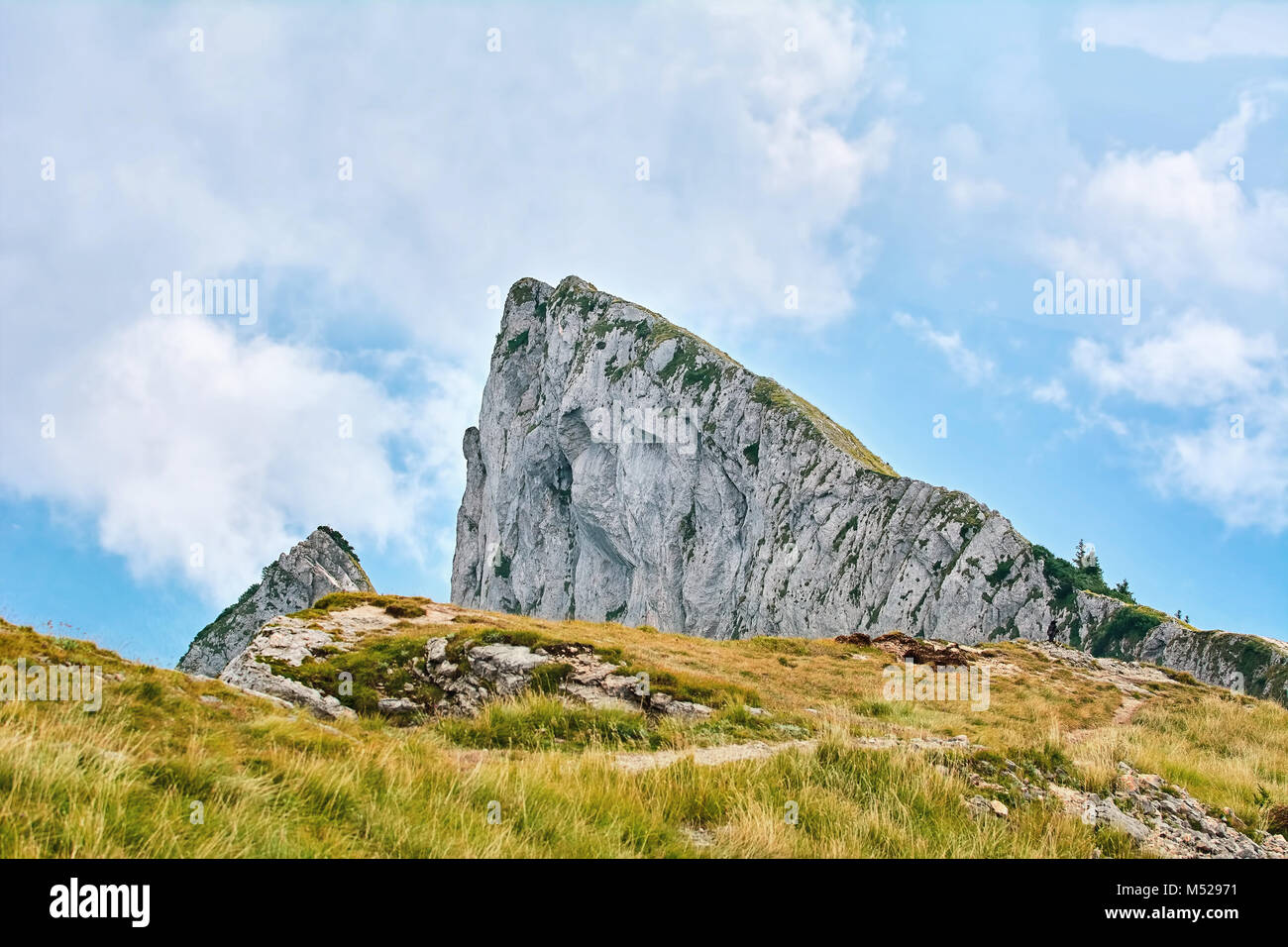 View summit salzkammergut mountains hi-res stock photography and images ...