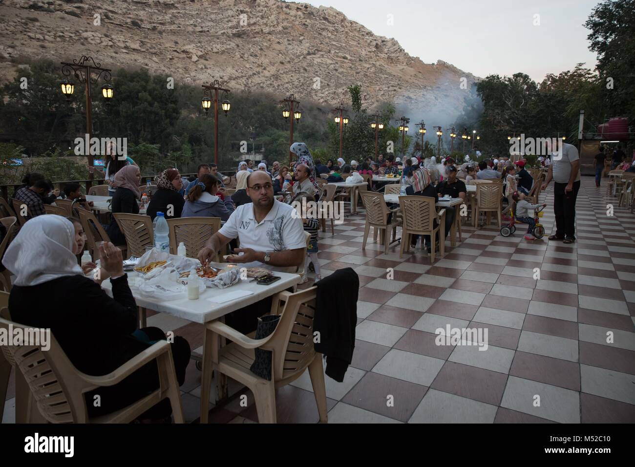 Restaurant smoke control hi-res stock photography and images - Alamy