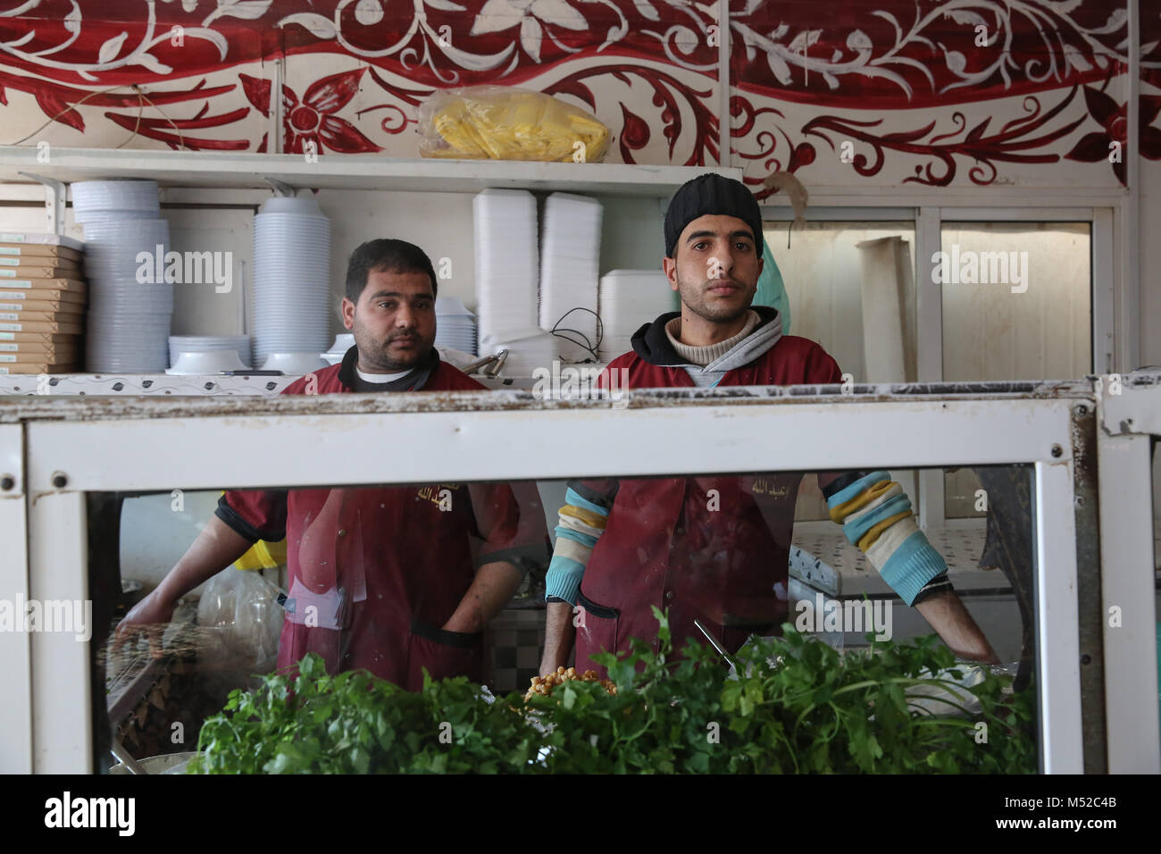 Falafel shop syria hi-res stock photography and images - Alamy