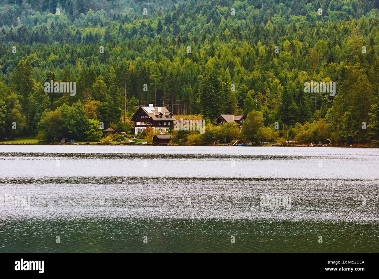 Bank houses hi-res stock photography and images - Alamy