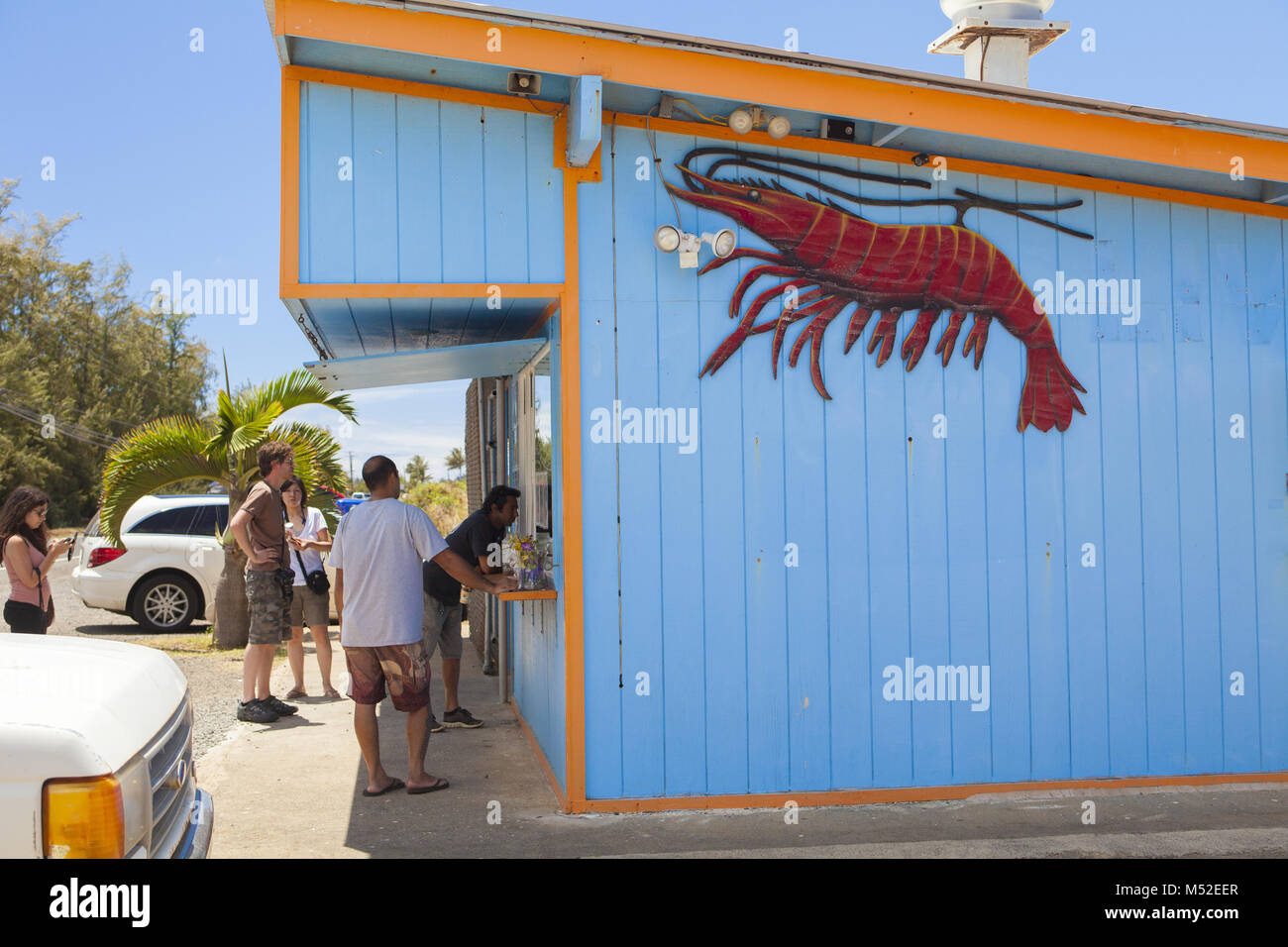 shrimp restaurant on the road oahu hawaii Stock Photo - Alamy