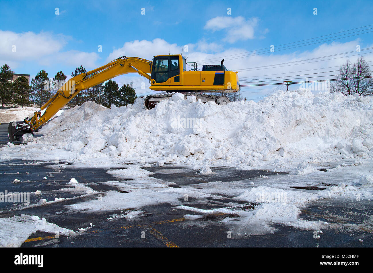 Snow clearing blue white hi-res stock photography and images - Alamy