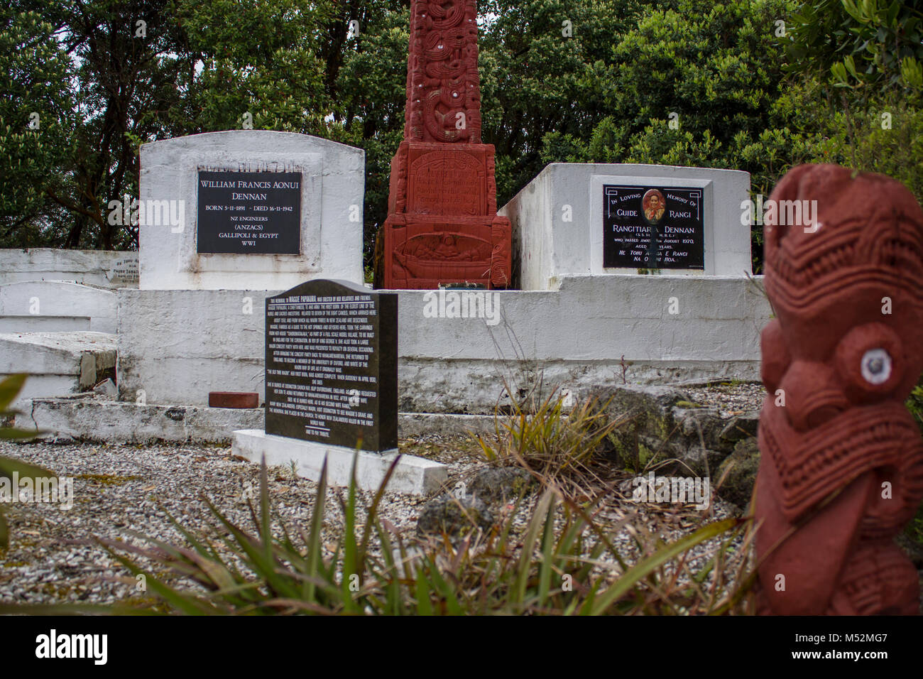 Maori cemetery hi-res stock photography and images - Alamy