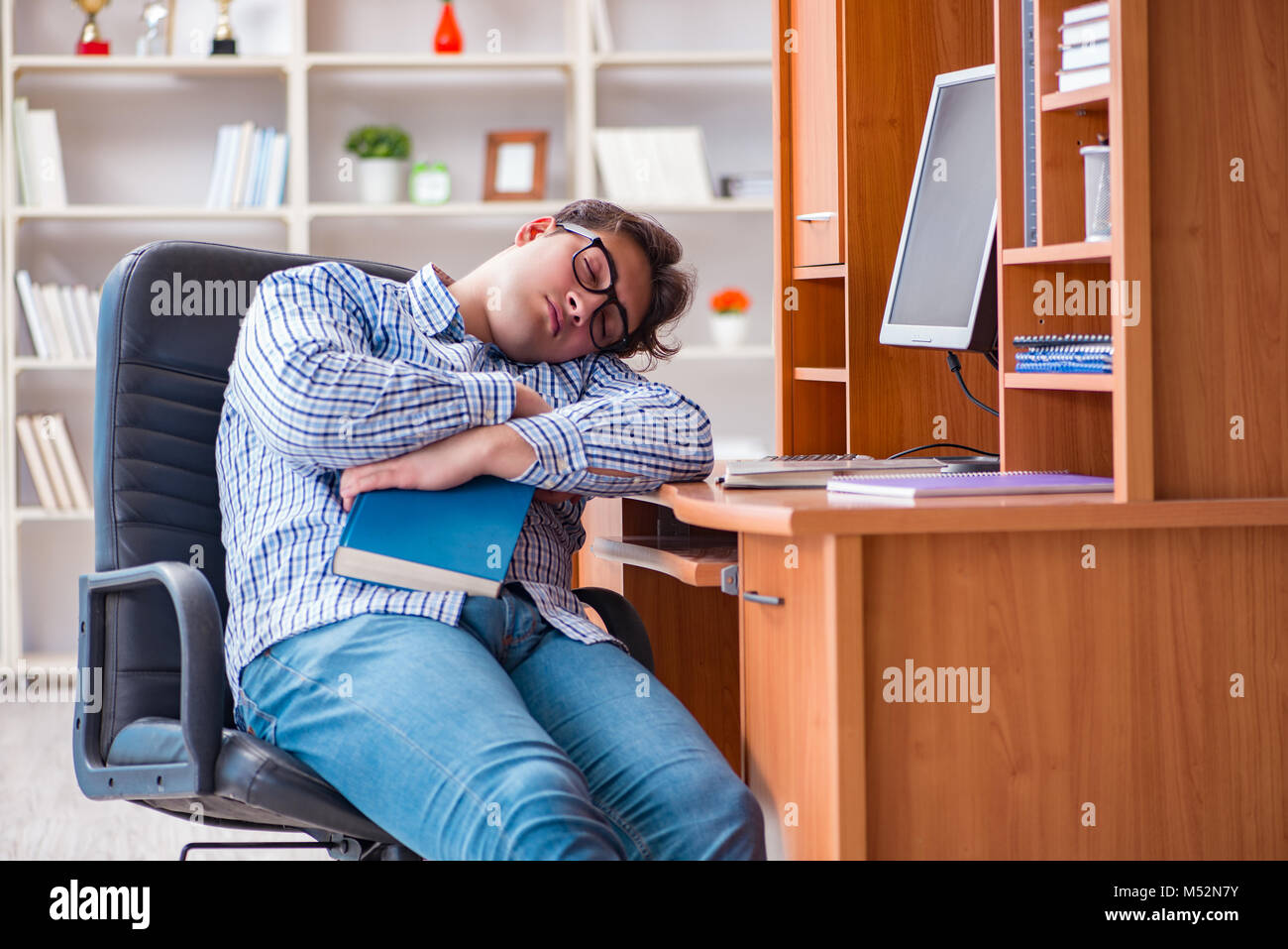 Yawning student writing hi-res stock photography and images - Alamy