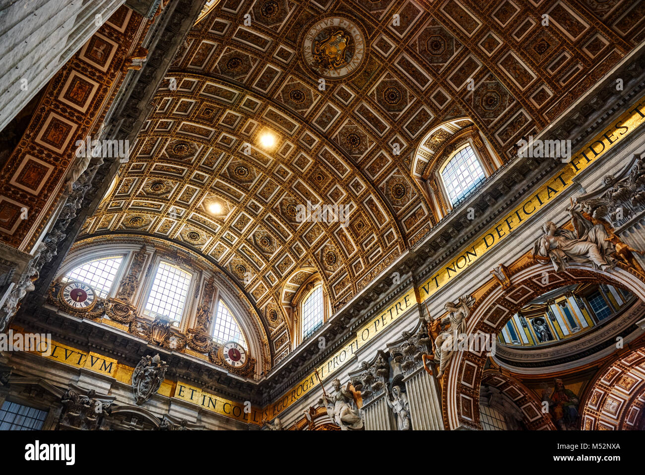 Hall Of Statues Vatican High Resolution Stock Photography and Images ...