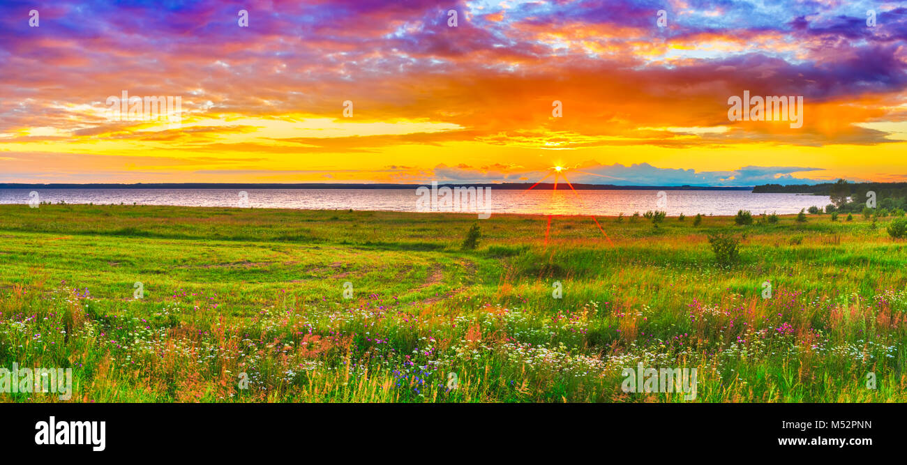 River kama hi-res stock photography and images - Alamy