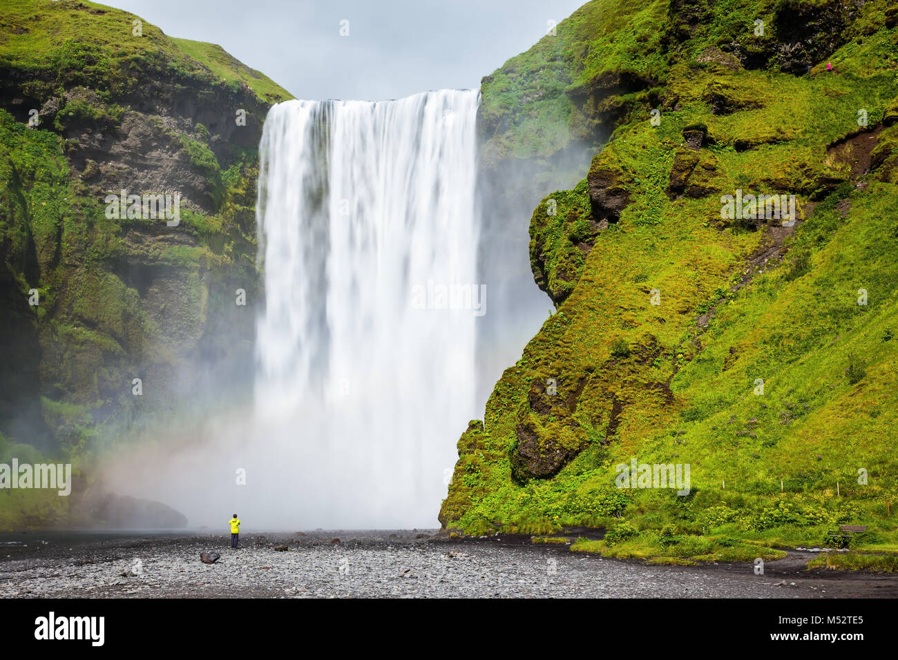 Powerful jet of water hi-res stock photography and images - Alamy