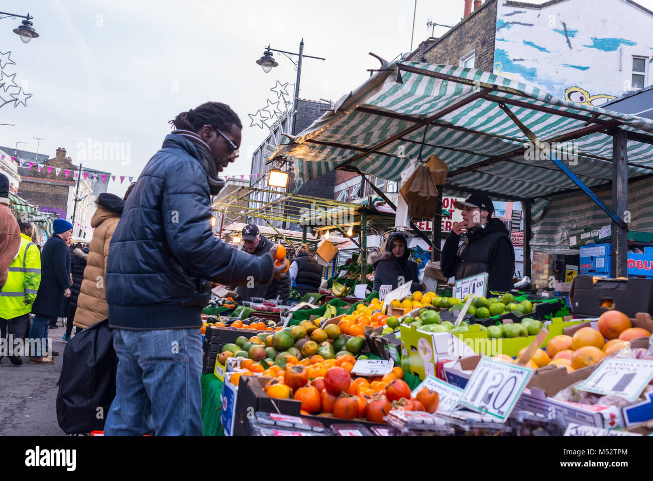 Chapel market islington High Resolution Stock Photography and Images ...