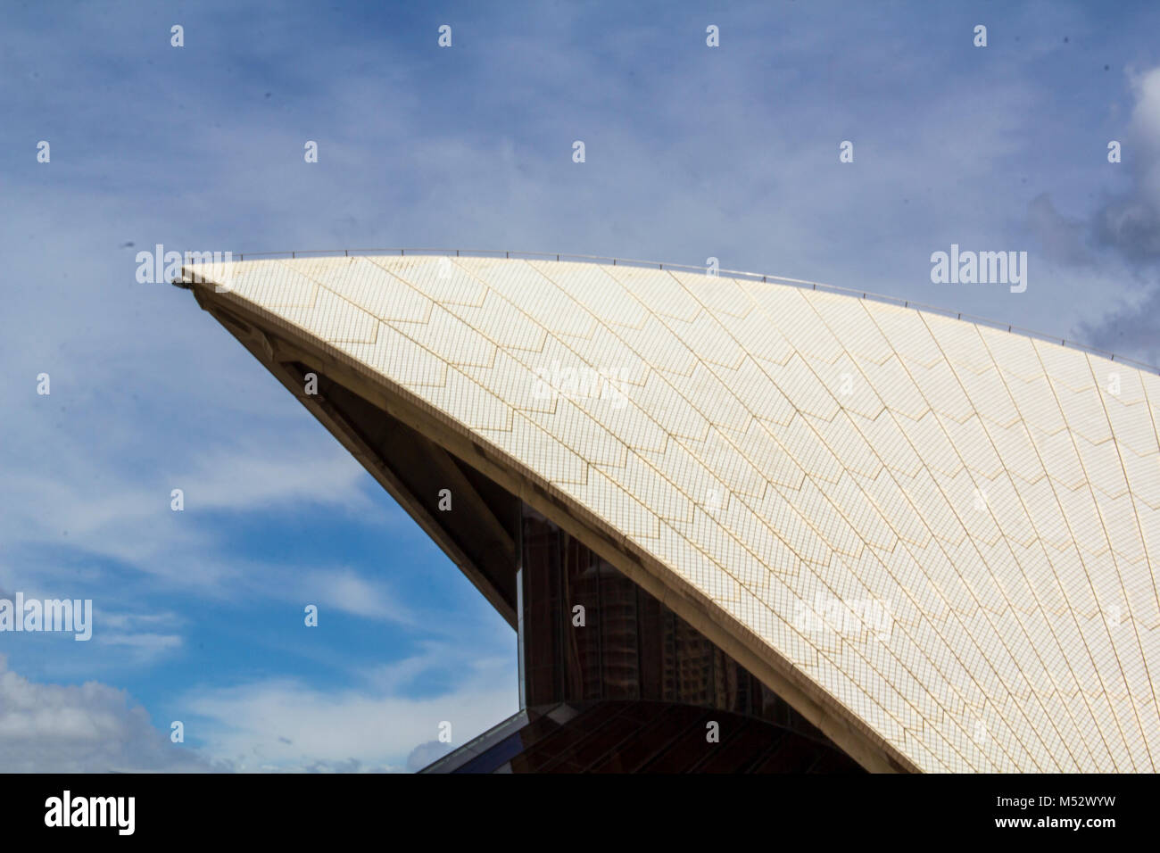 Sydney opera house facade hi-res stock photography and images - Alamy