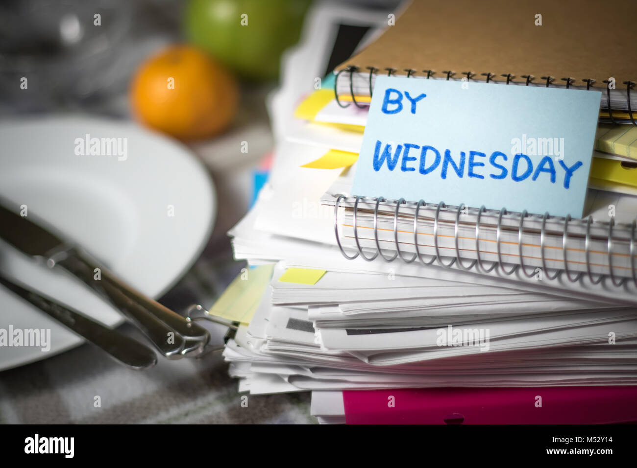 Working wednesday hi-res stock photography and images - Alamy