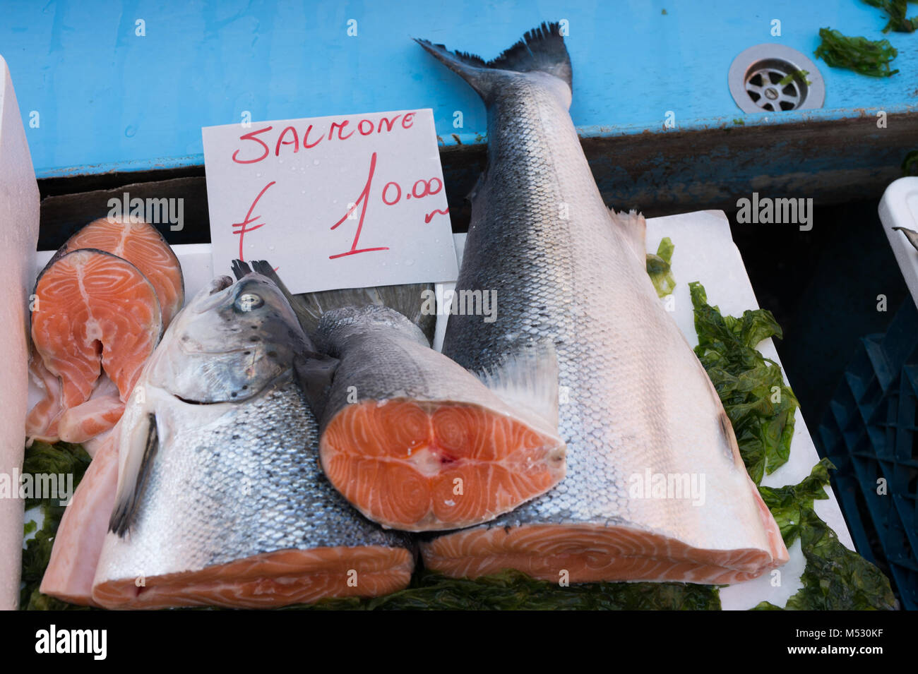 Fish exposed in market Stock Photo - Alamy