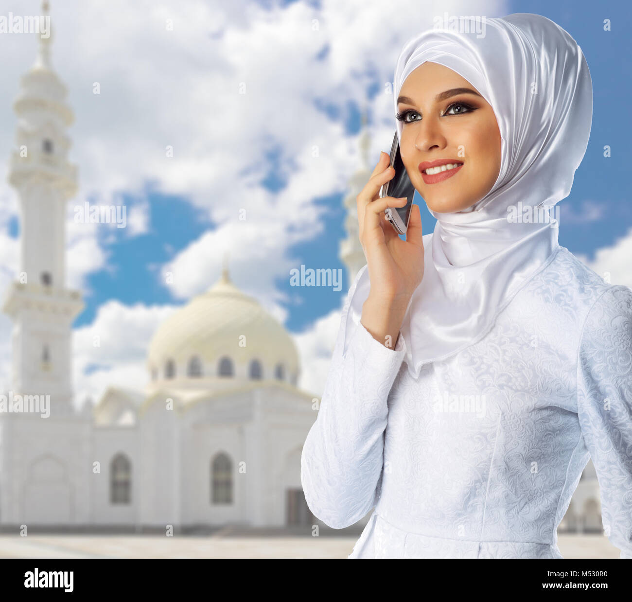 Muslim girl at mosque background Stock Photo - Alamy