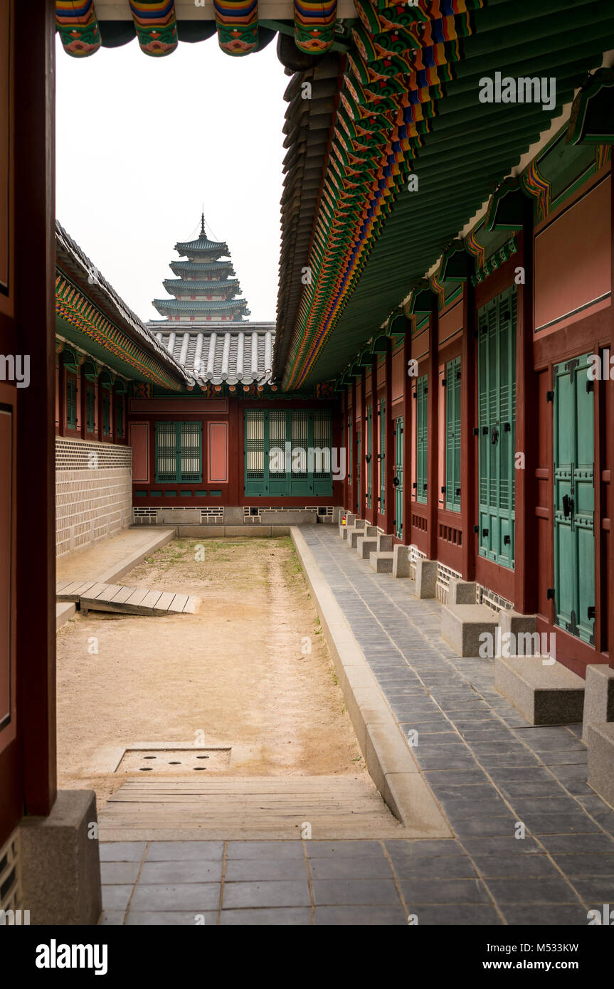 gyeongbokgung palace in korea Stock Photo - Alamy