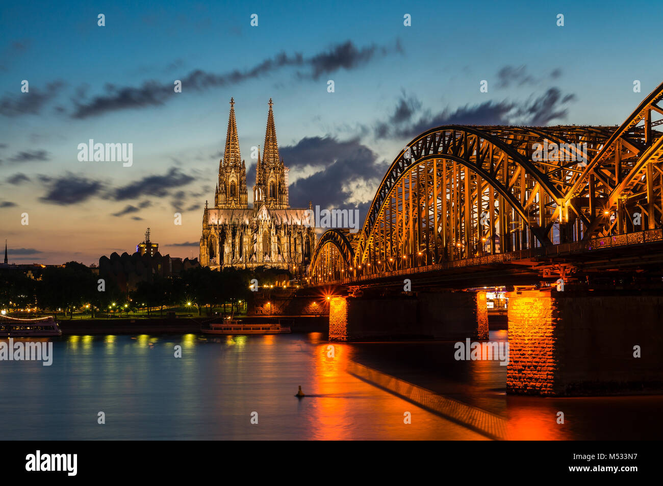 Cologne cathedral by night hi-res stock photography and images - Alamy