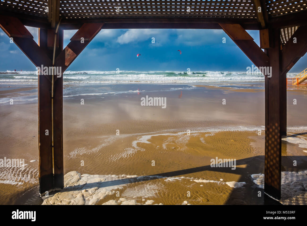 On sea beach hi-res stock photography and images - Alamy