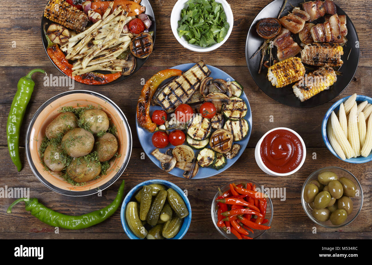 Barbecue snacks hi-res stock photography and images - Alamy