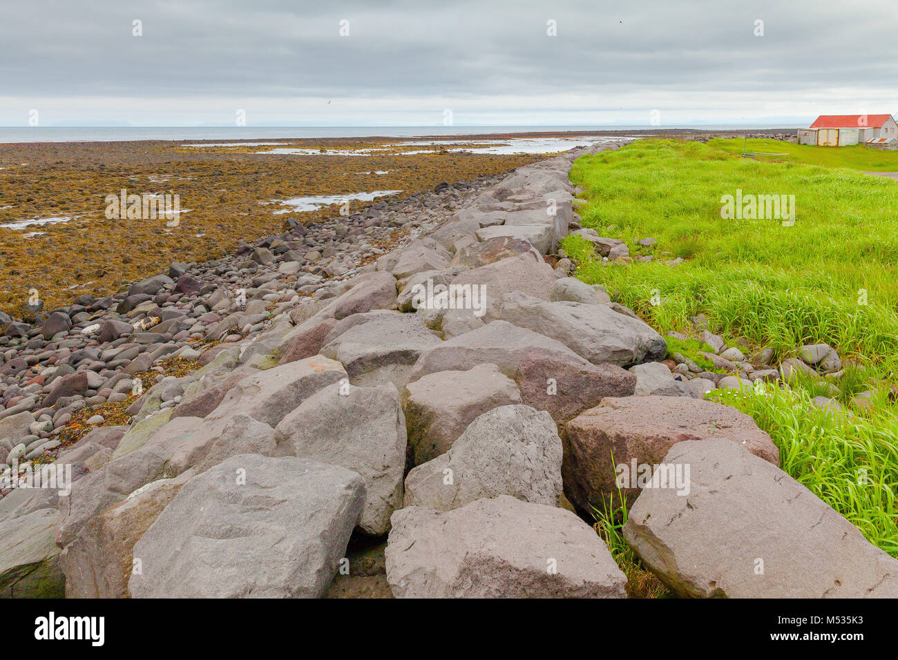 gardur beach iceland Reykjanes Peninsula Stock Photo - Alamy