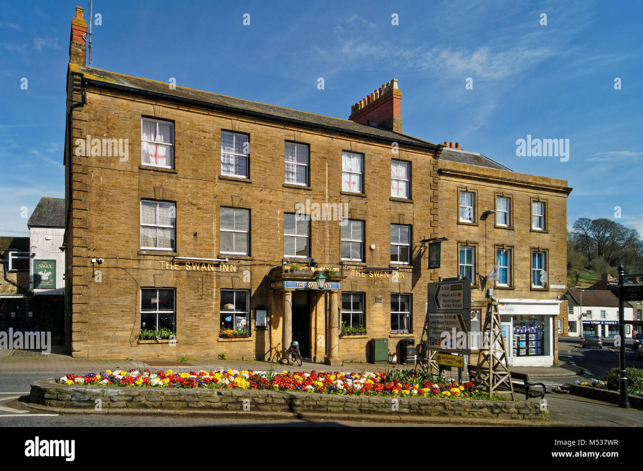 Crewkerne house hi-res stock photography and images - Alamy