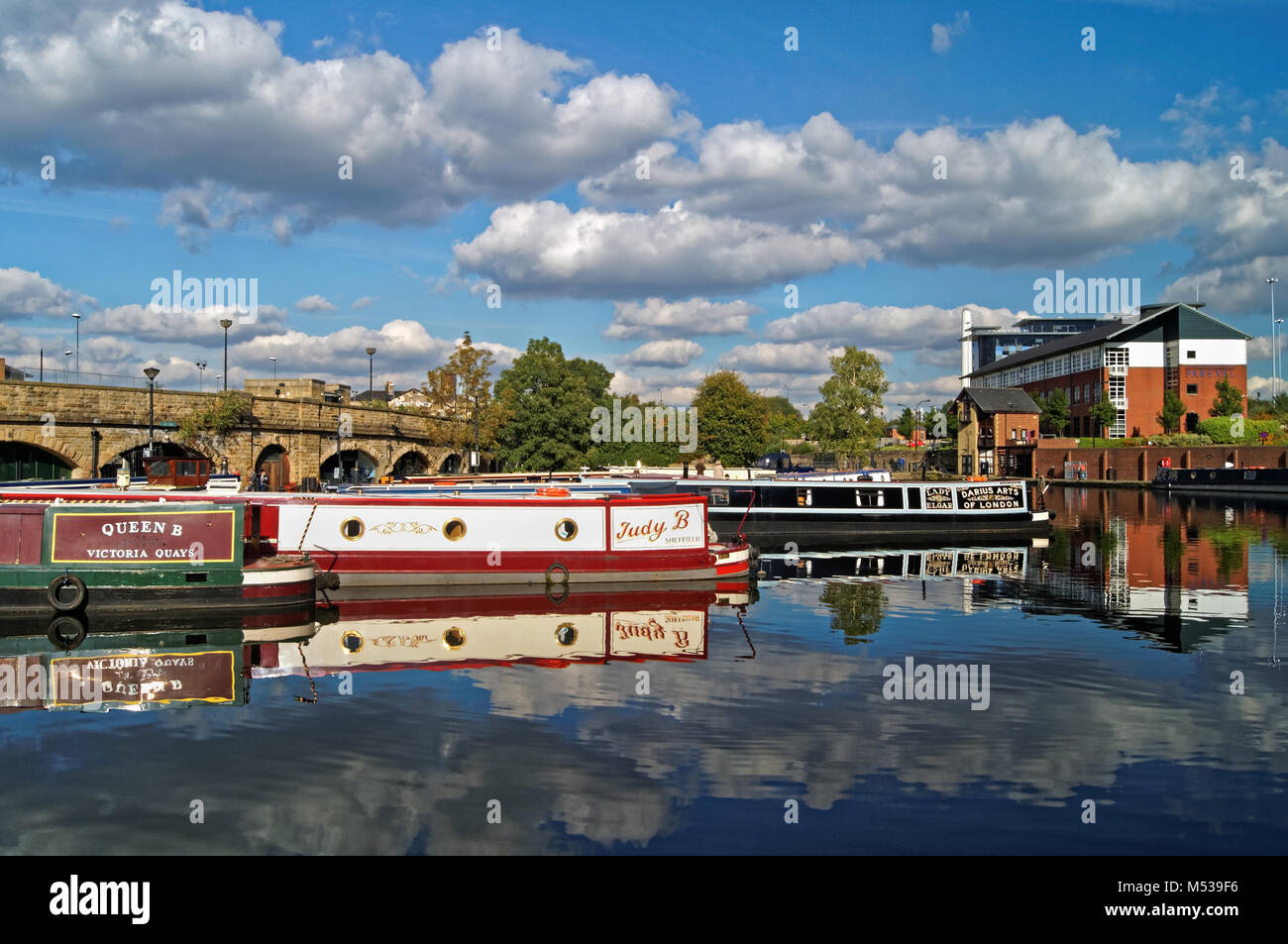 Sheffield victoria quays hi-res stock photography and images - Alamy