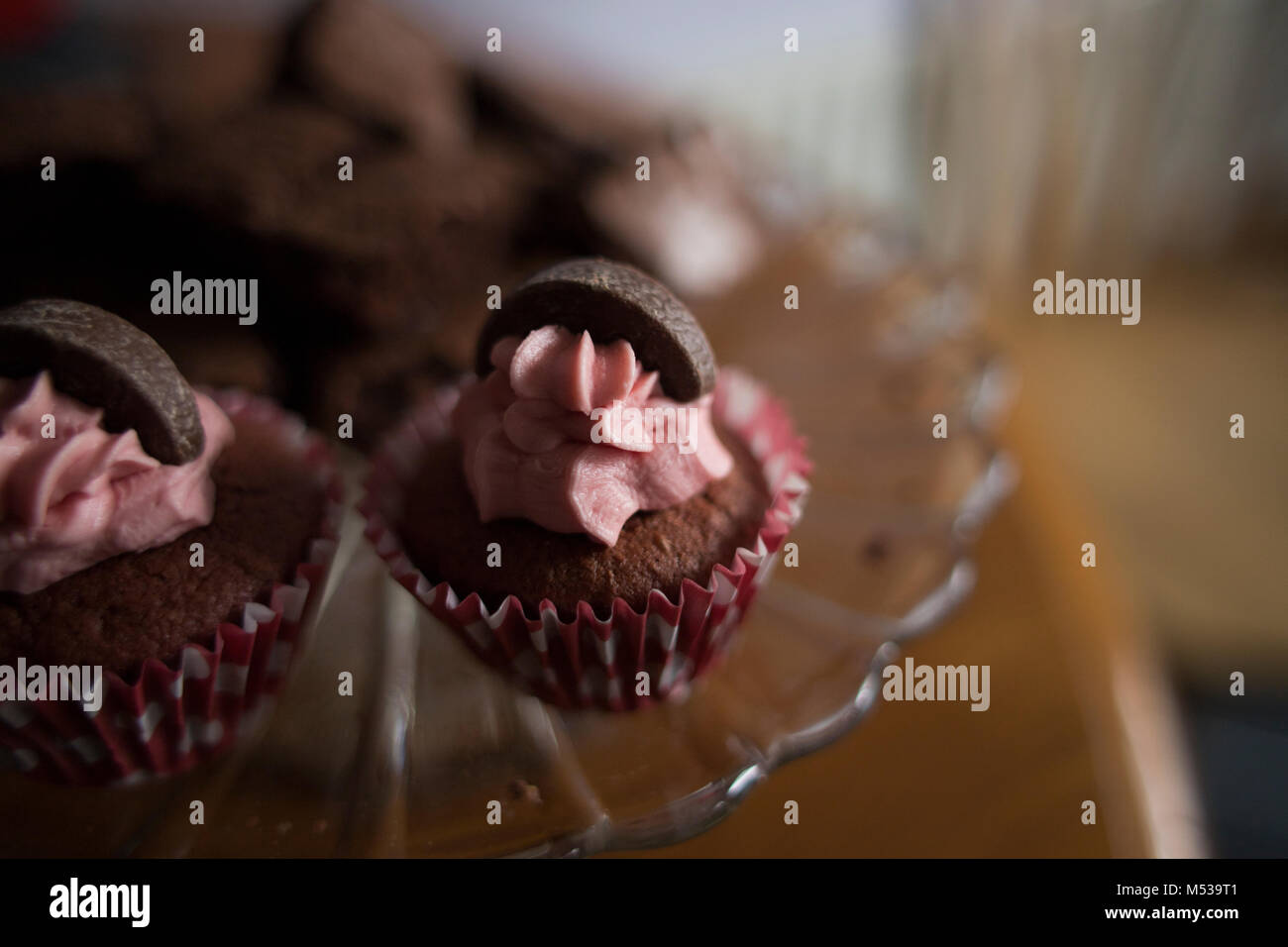 Mums homemade bakes, from cupcakes to fresh bread Stock Photo - Alamy