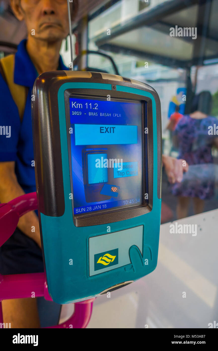 Mrt tap in machine hi-res stock photography and images - Alamy