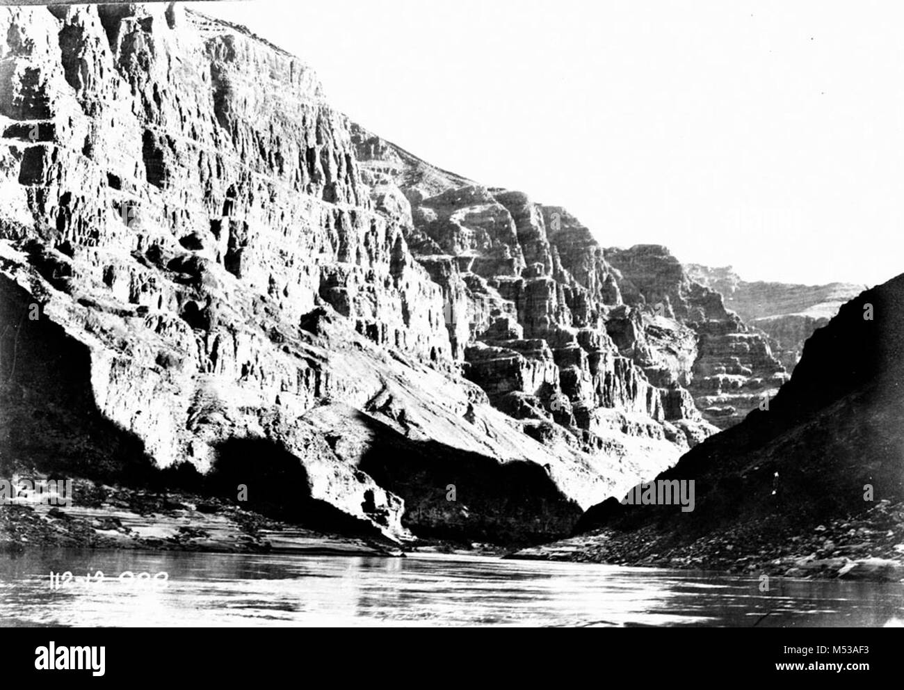 STONE EXPEDITION- SCENIC OF COLORADO RIVER BELOW LAVA FALLS RAPID ...