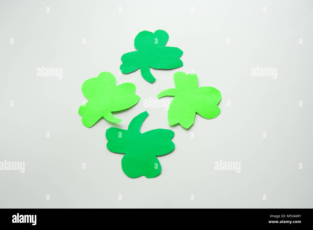 Green Shamrock Cutouts Isolated Stock Photo - Alamy
