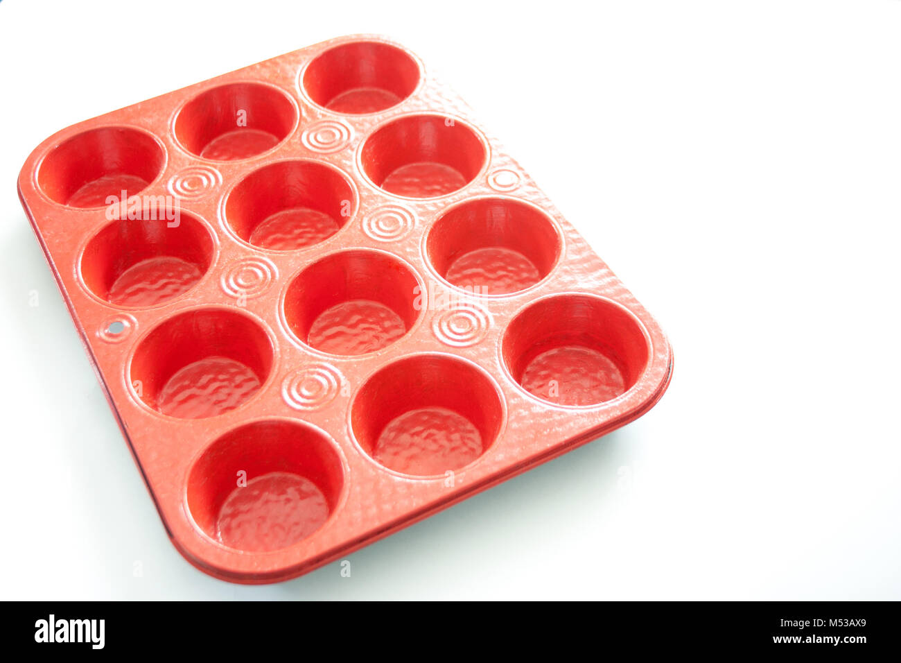 Empty red circle hi-res stock photography and images - Alamy