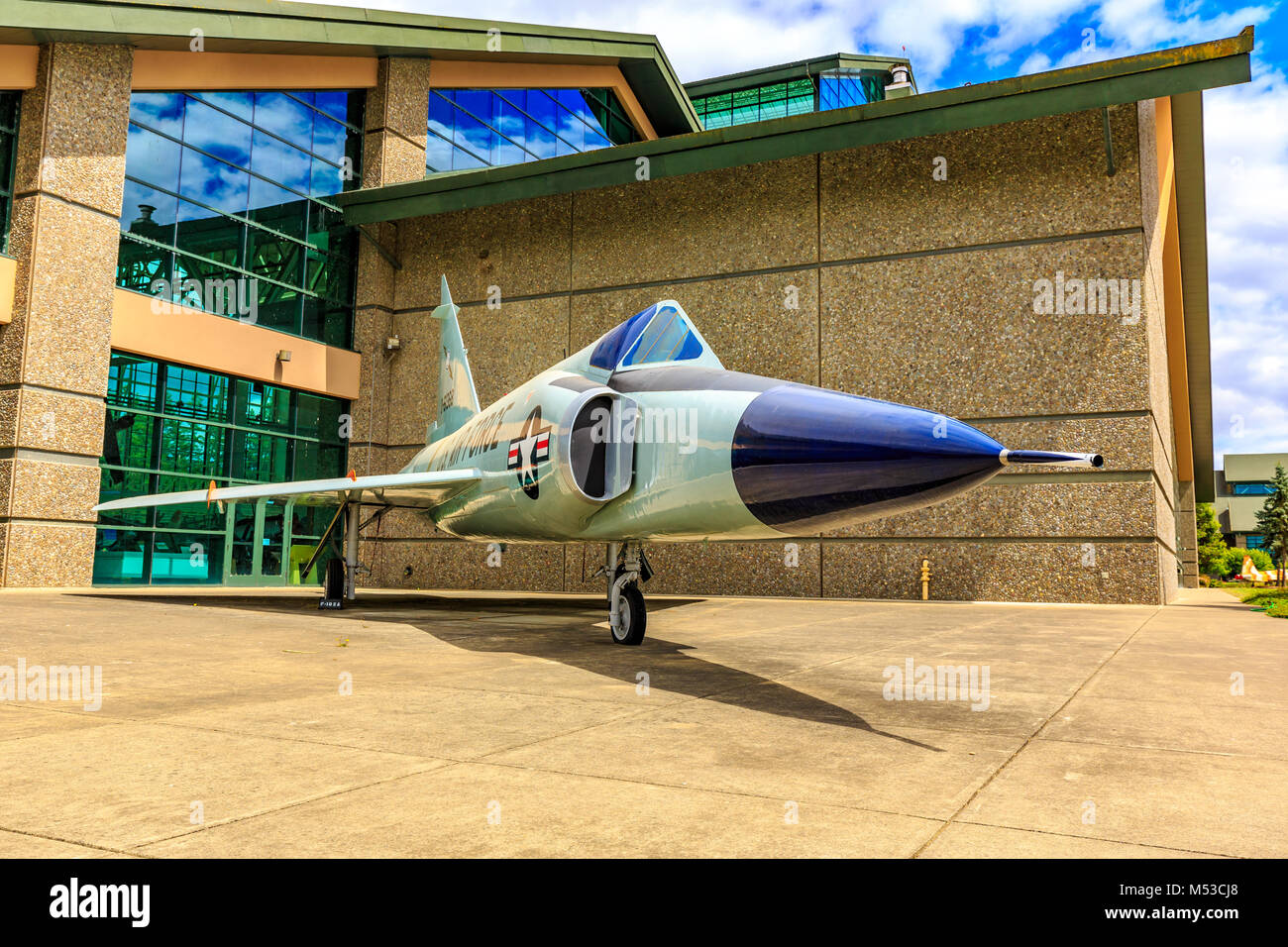 Convair f 102a delta dagger hi-res stock photography and images - Alamy