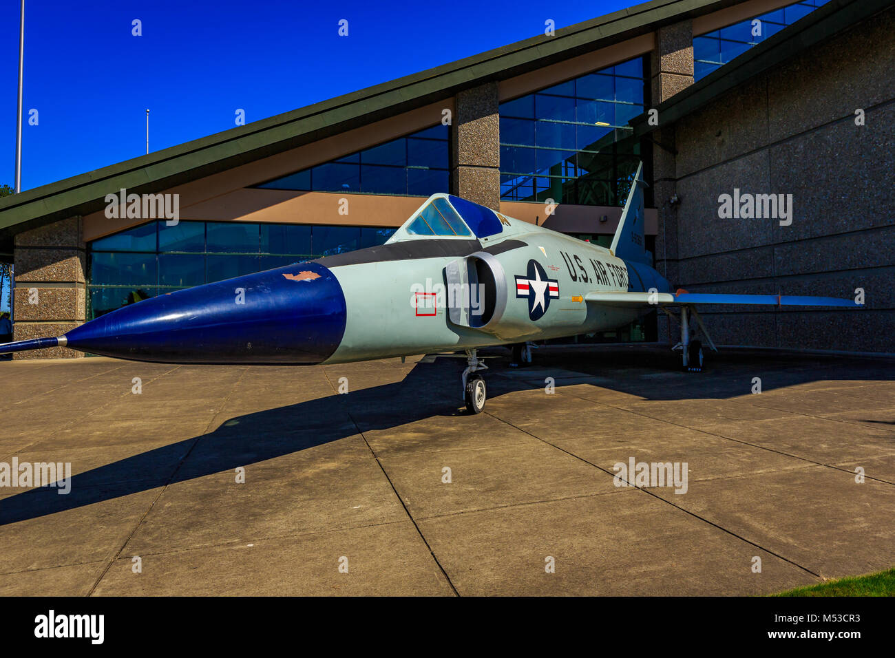 Convair f 102a delta dagger hi-res stock photography and images - Alamy