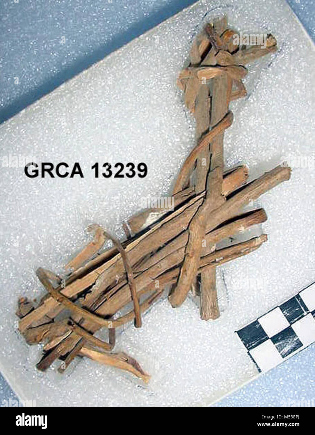 Split-Twig Figurine GRCAg. Some of the most facinating artifacts found ...
