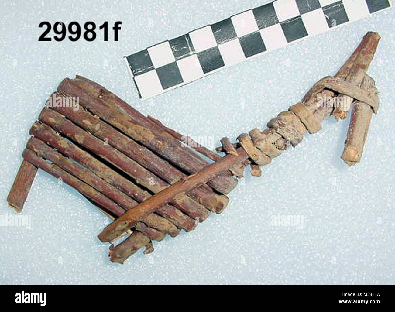 Split-Twig Figurine GRCAf. Some of the most facinating artifacts found ...