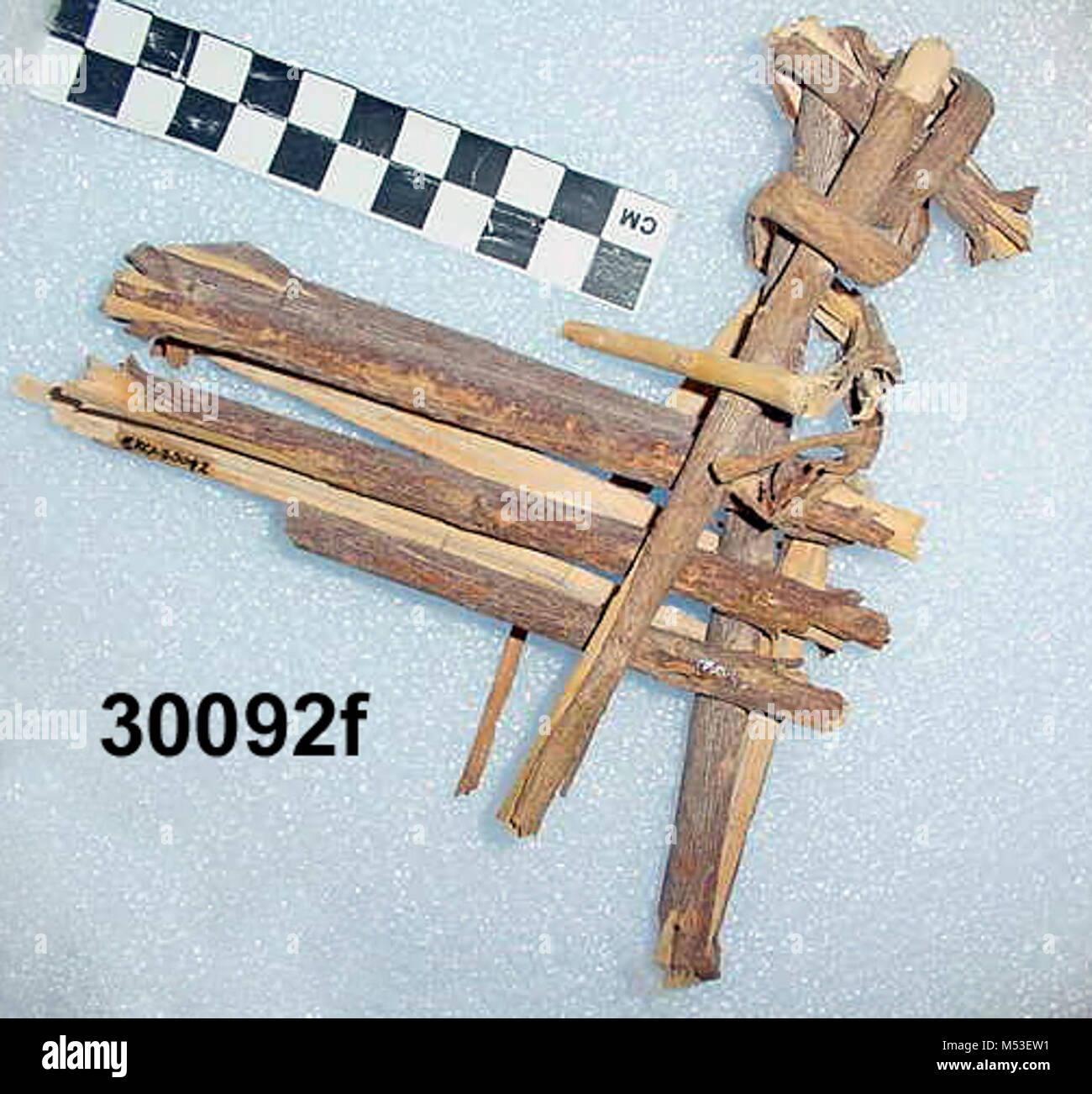 Split-Twig Figurine GRCAf. Some of the most facinating artifacts found ...