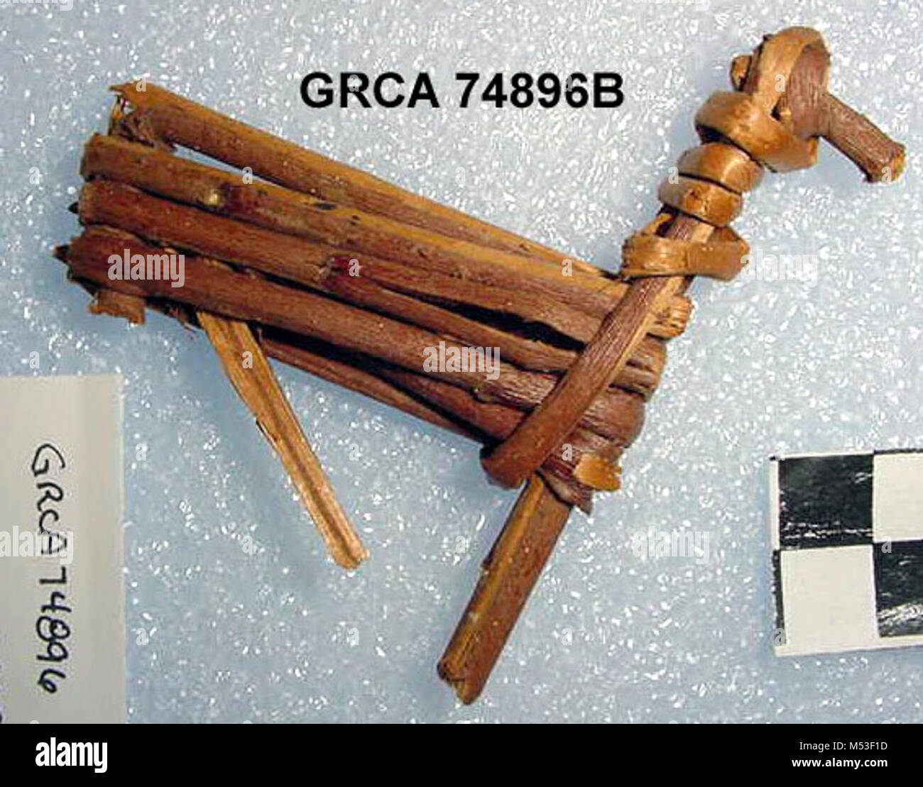 Split-Twig Figurine GRCAB. Some of the most facinating artifacts found ...