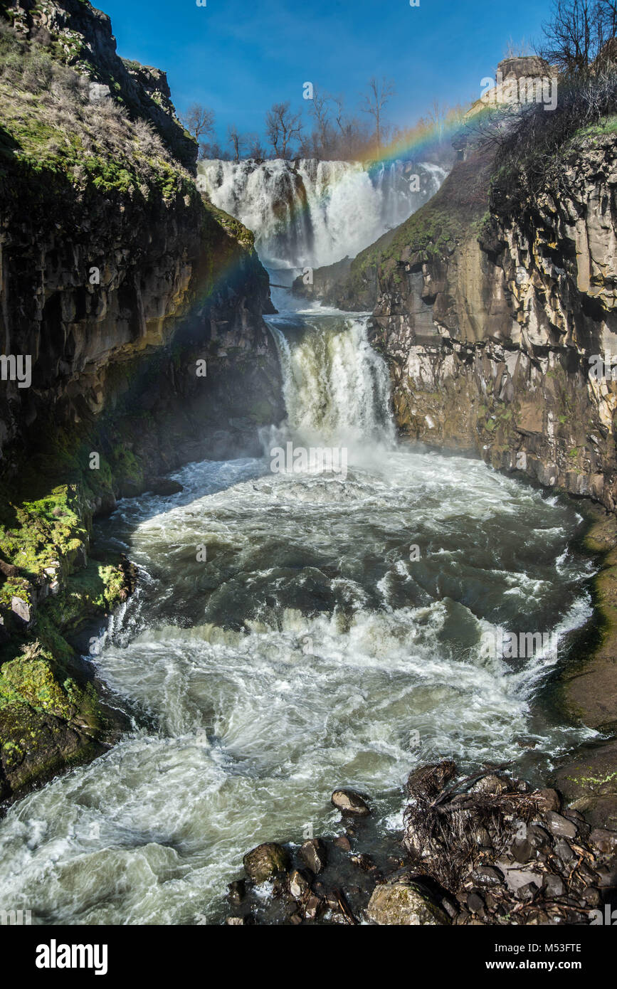 White River in the central Oregon Cascade Mountains Stock Photo - Alamy