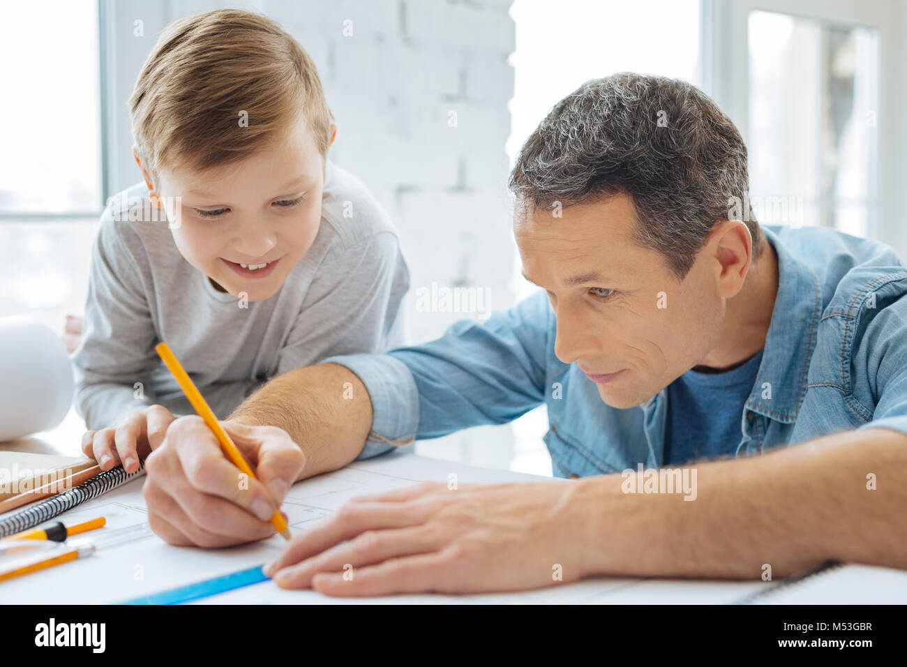 Boy draw in office hi-res stock photography and images - Alamy
