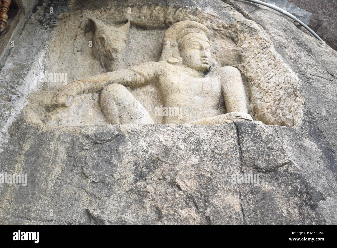 Sri lanka isurumuniya temple anuradhapura hi-res stock photography and ...