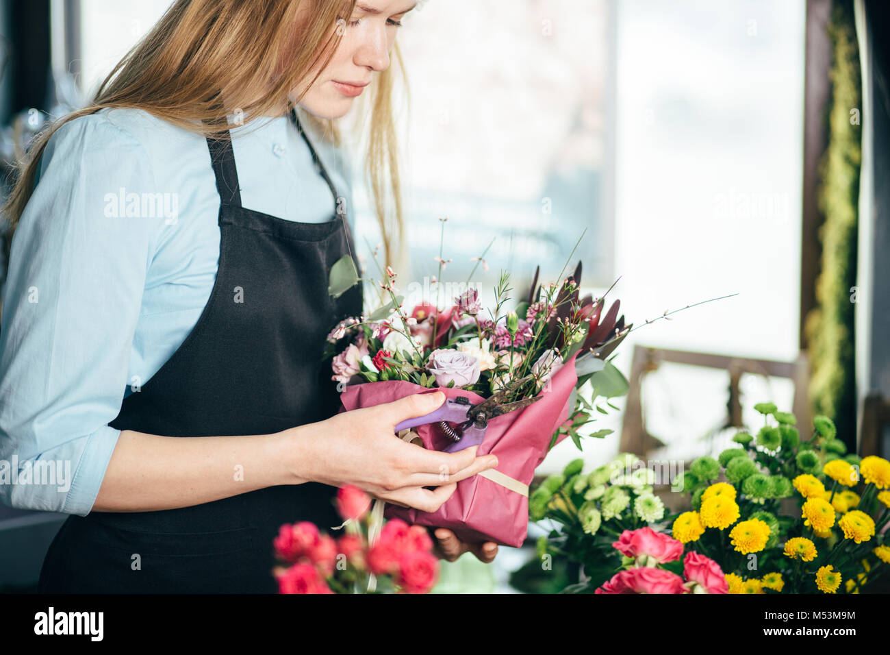 photo of prepared bouquet of flowers for selling Stock Photo - Alamy