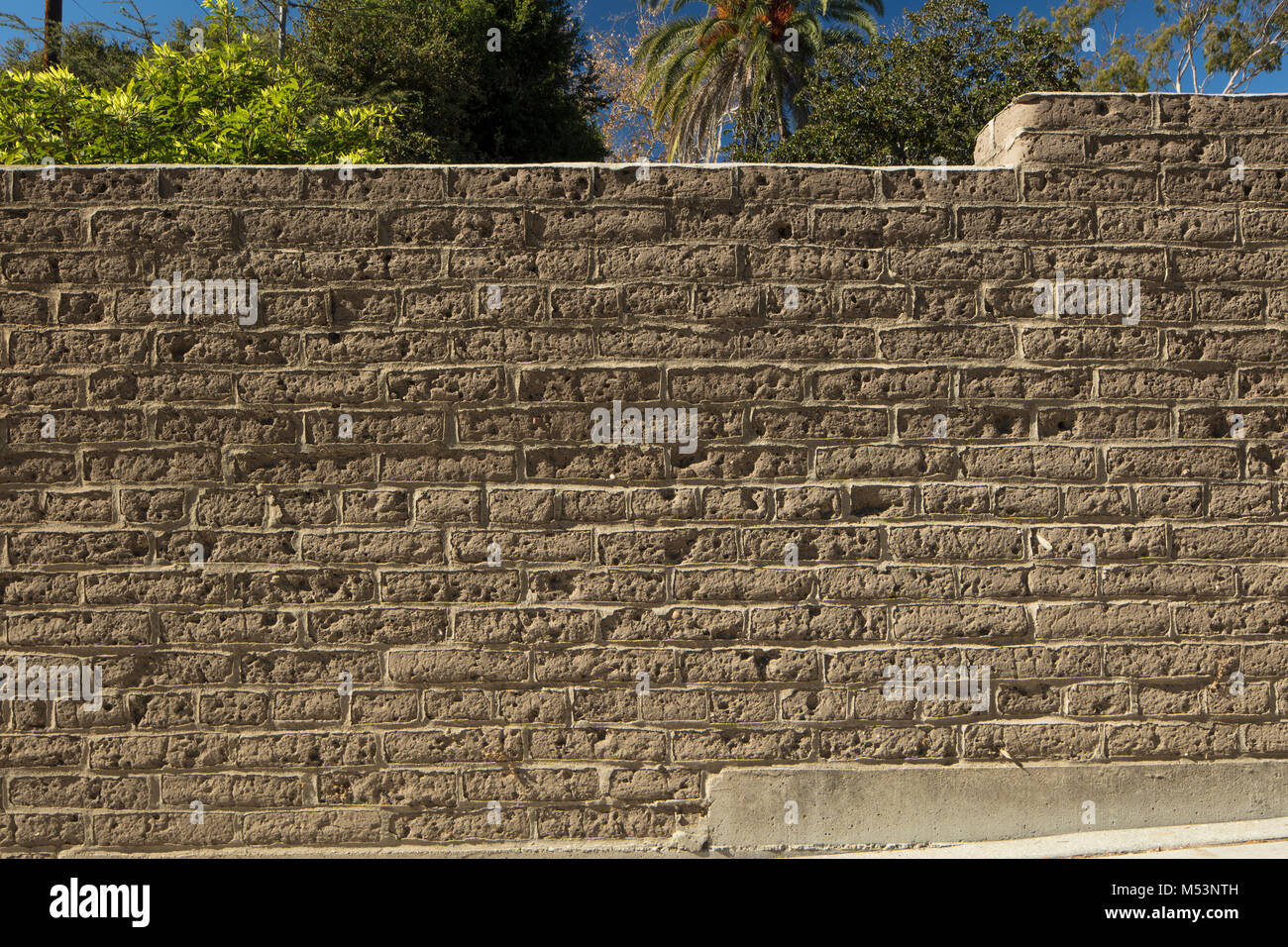Old worn brick block hi-res stock photography and images - Alamy