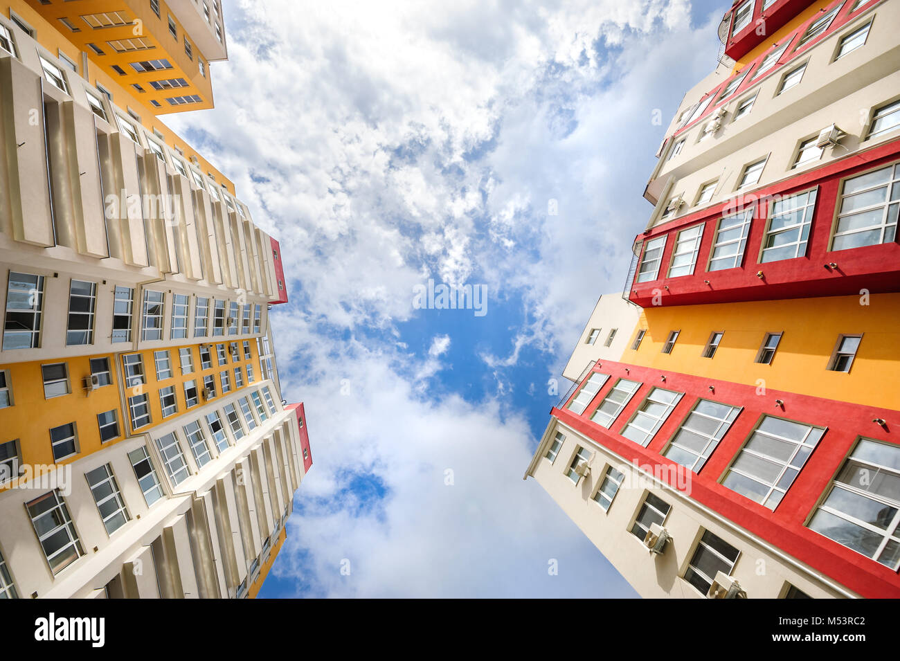 Wide shot sky hi-res stock photography and images - Alamy