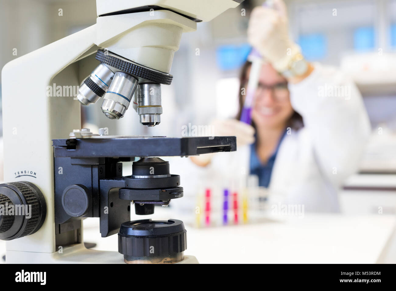 Scientist workspace hi-res stock photography and images - Alamy