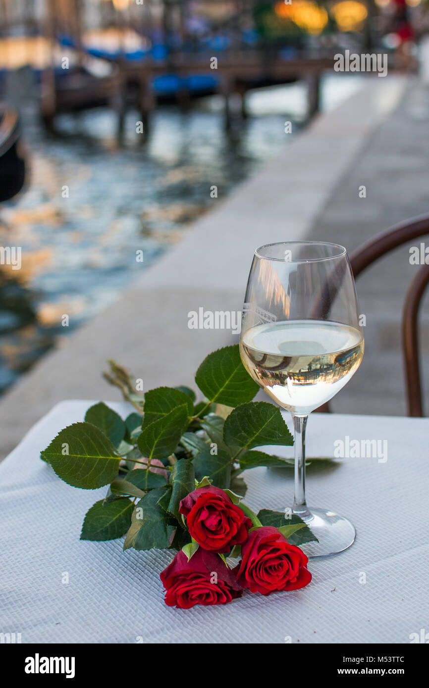 Italian Red Roses High Resolution Stock Photography and Images - Alamy