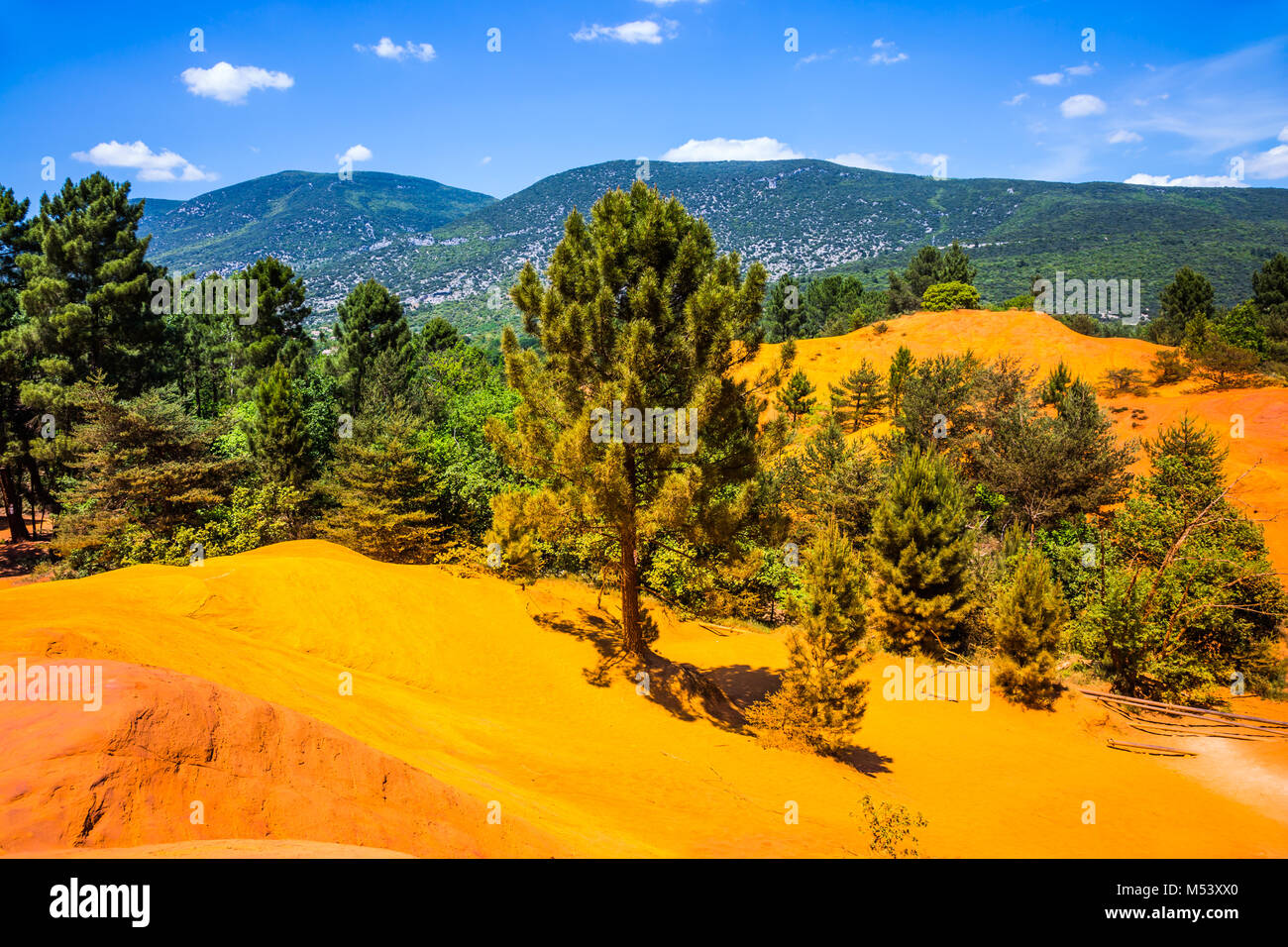 Color ocher hi-res stock photography and images - Alamy
