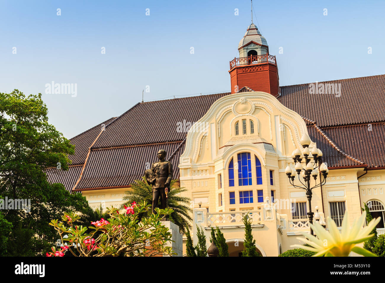 Beautiful Landscape and Architecture of Phra Ramratchaniwet Palace ...