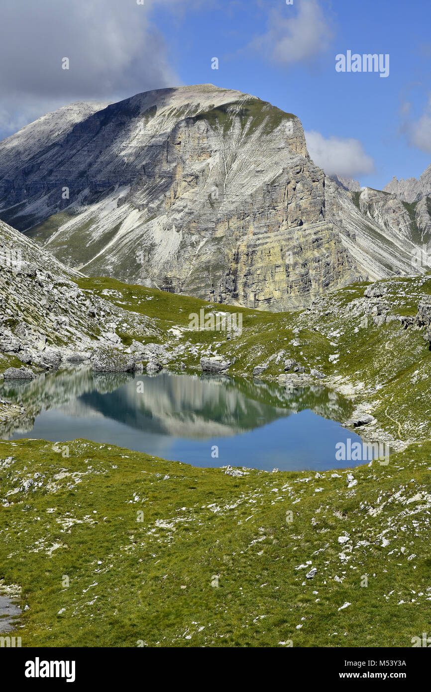 Col de puez mountain hi-res stock photography and images - Alamy