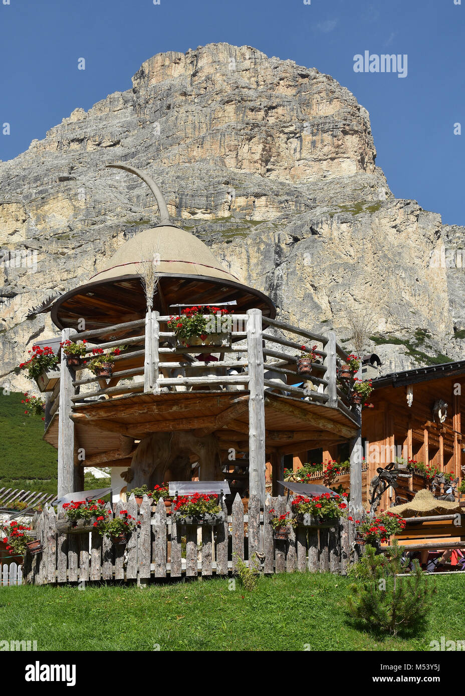 Alps hut hi-res stock photography and images - Alamy