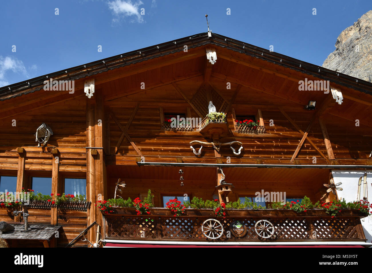 Alps hut hi-res stock photography and images - Alamy