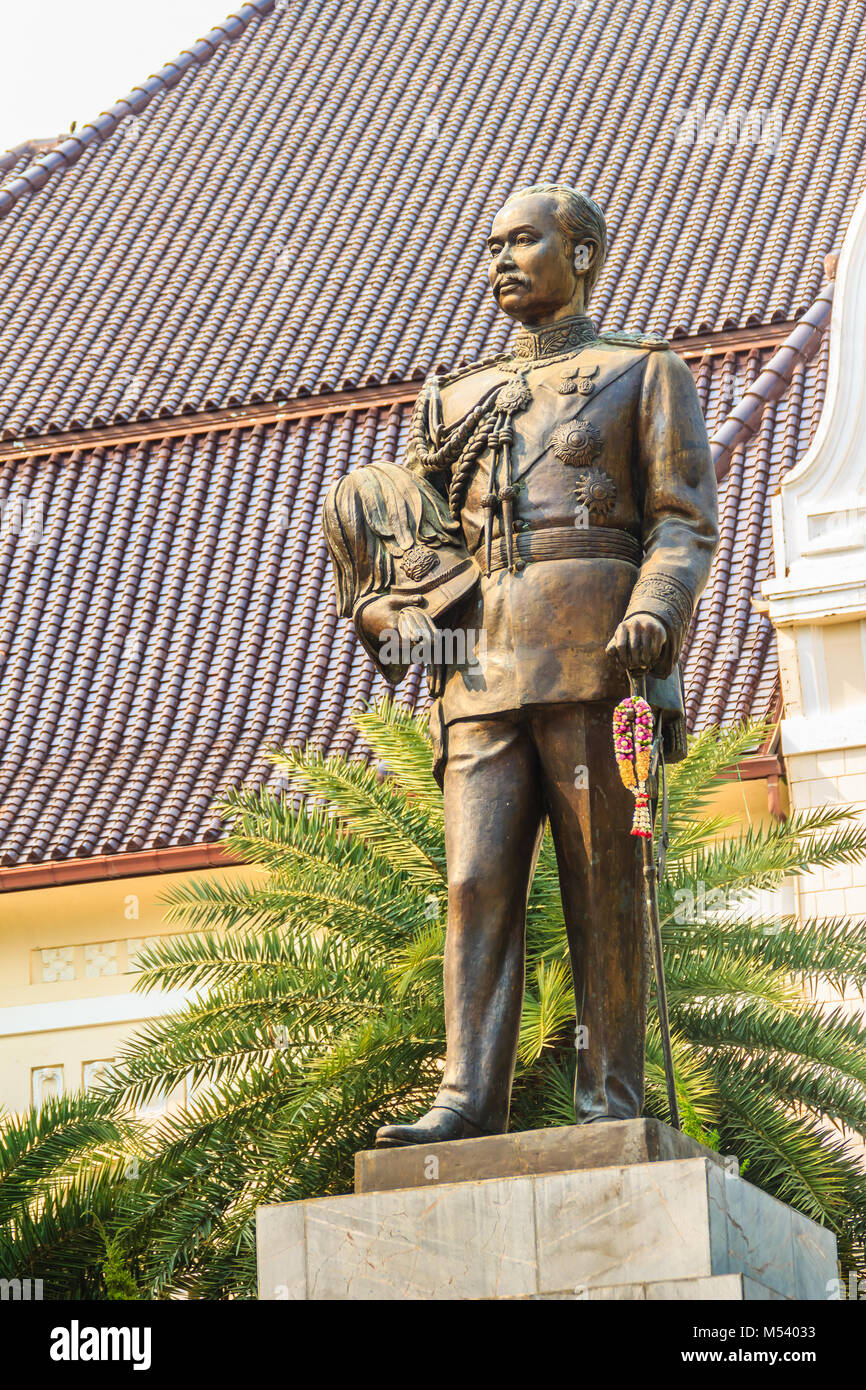 The brass statue of King Chulalongkorn (Rama V) at Phra Ramratchaniwet ...
